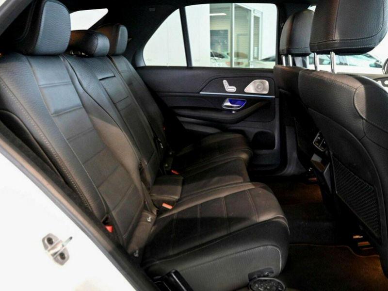 Mercedes GLS Chauffeur Car Melbourne | Signature Chauffeured Cars